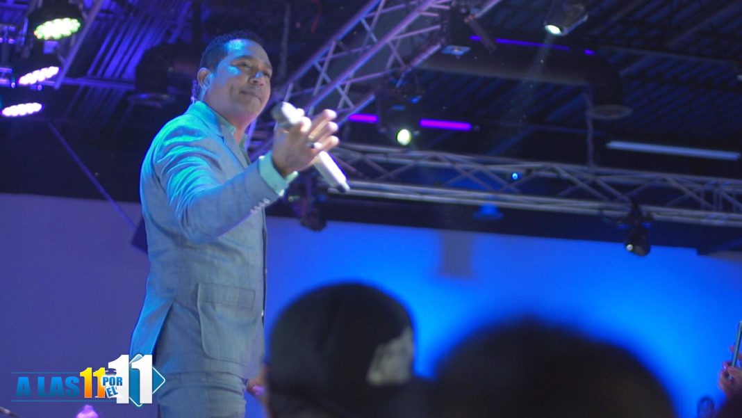 Bachata Giant Frank Reyes Performs at Virginia Venue