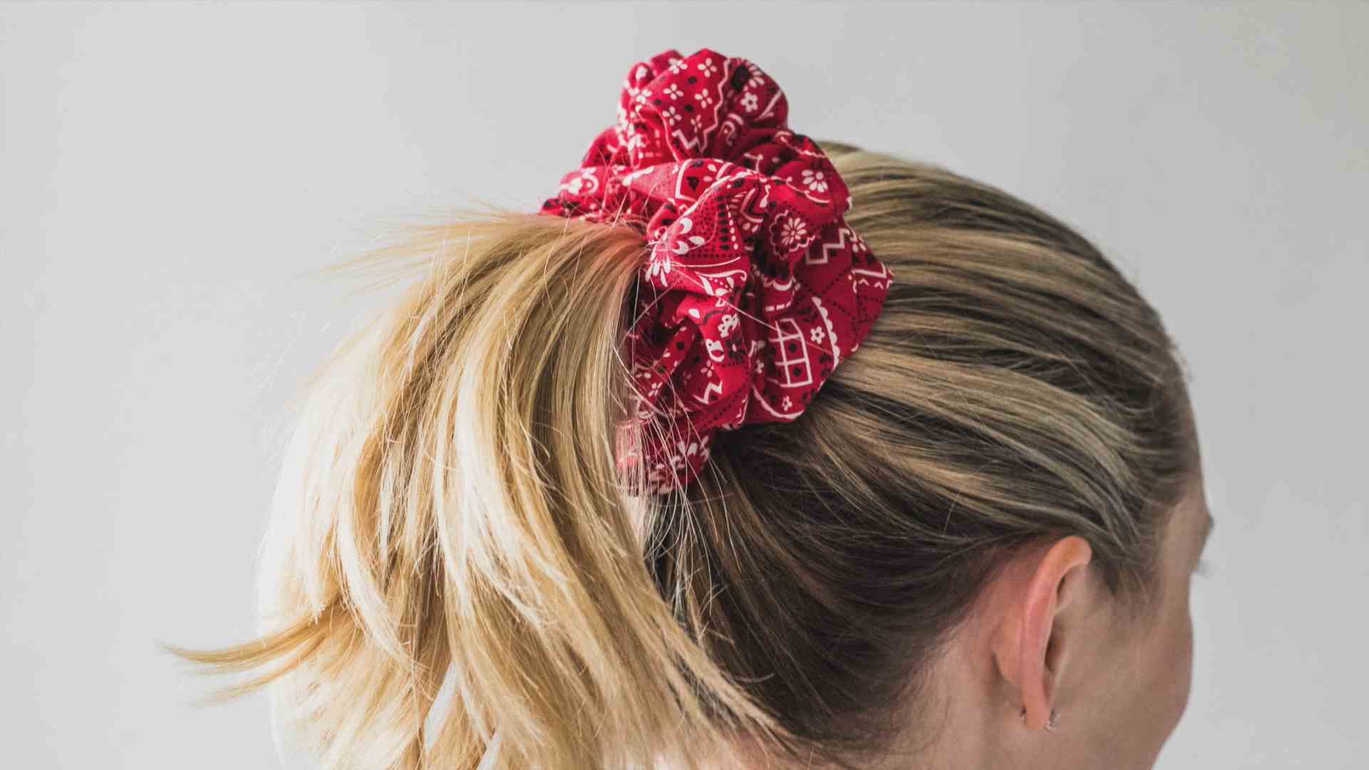 Join the Fashion Trend and Learn How to Make Your Own Scrunchie