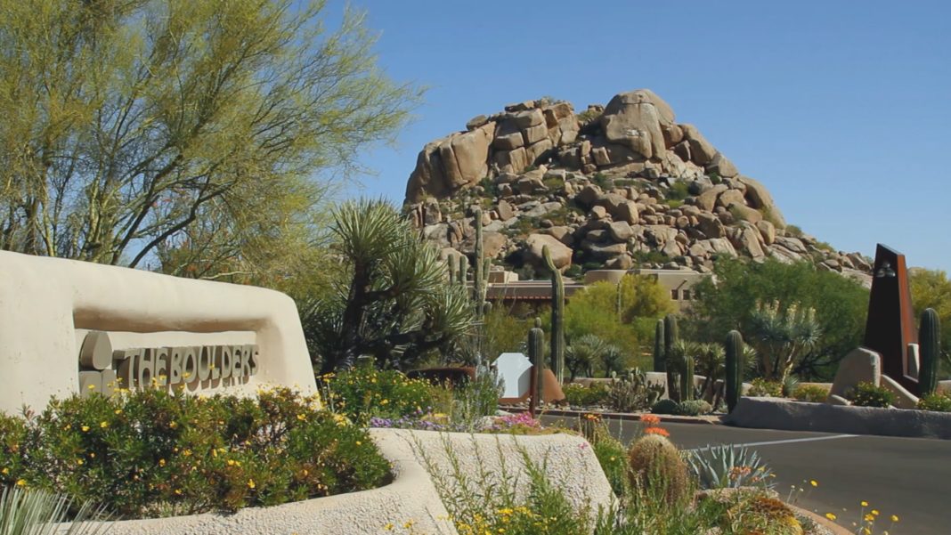 Manage Your Holiday Stress with These Tips From The Boulders Spa