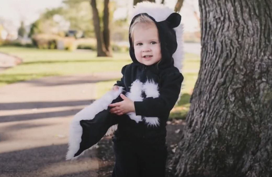 How to Make an Adorable Little Stinker (Skunk) Costume