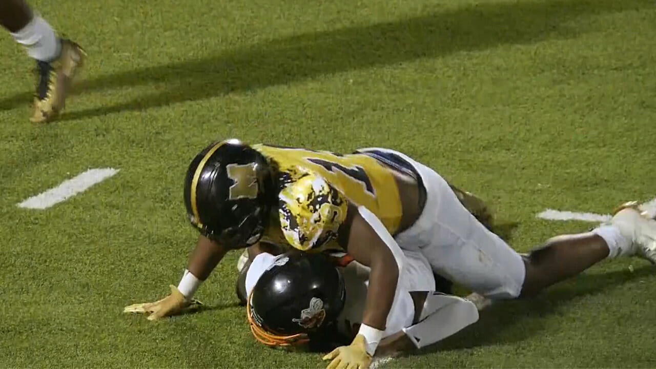 Bombers Advance with Win Over Booker T. Washington - Yurview