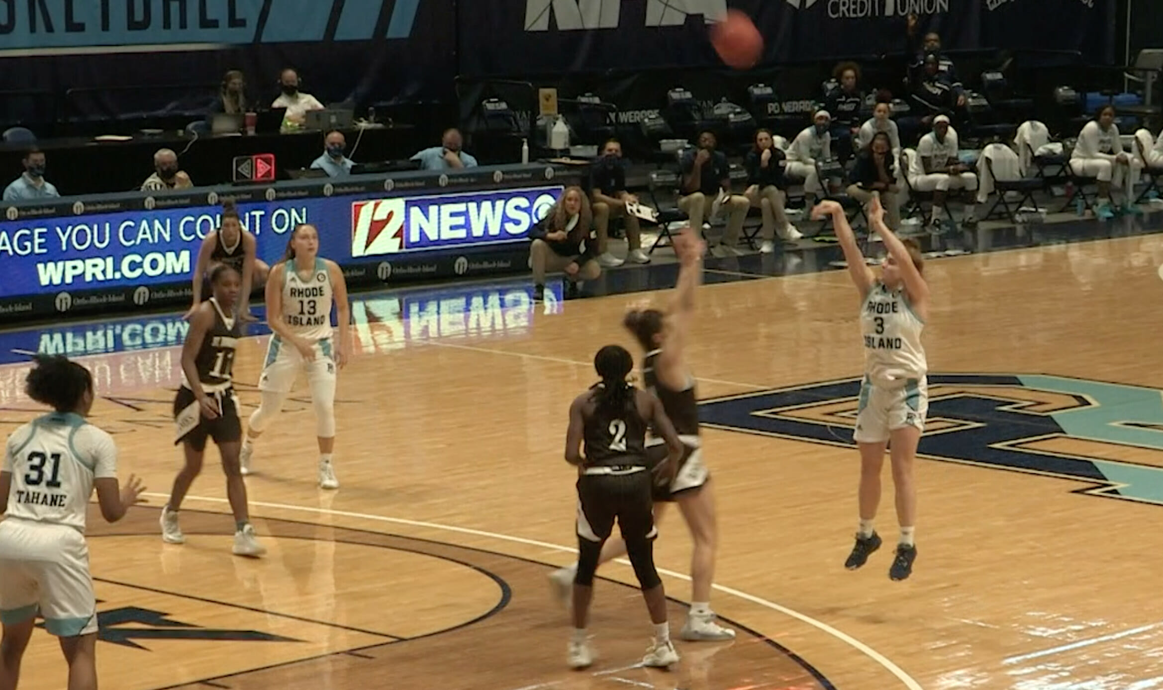 Sharp-Shooting Lady Rams Win 3rd Straight - Yurview