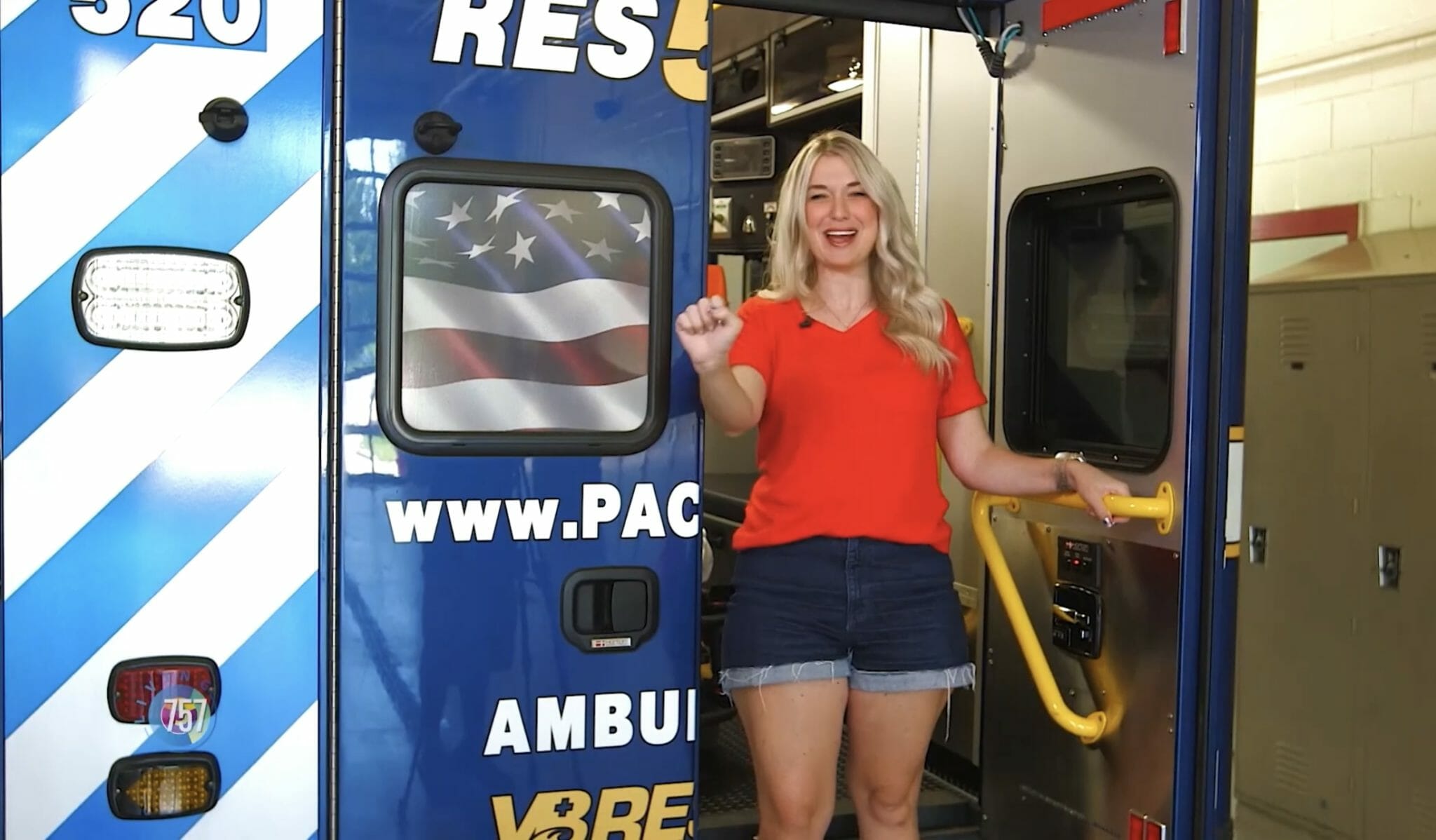 Ashley Does an Ambulance Ride Along! - Yurview